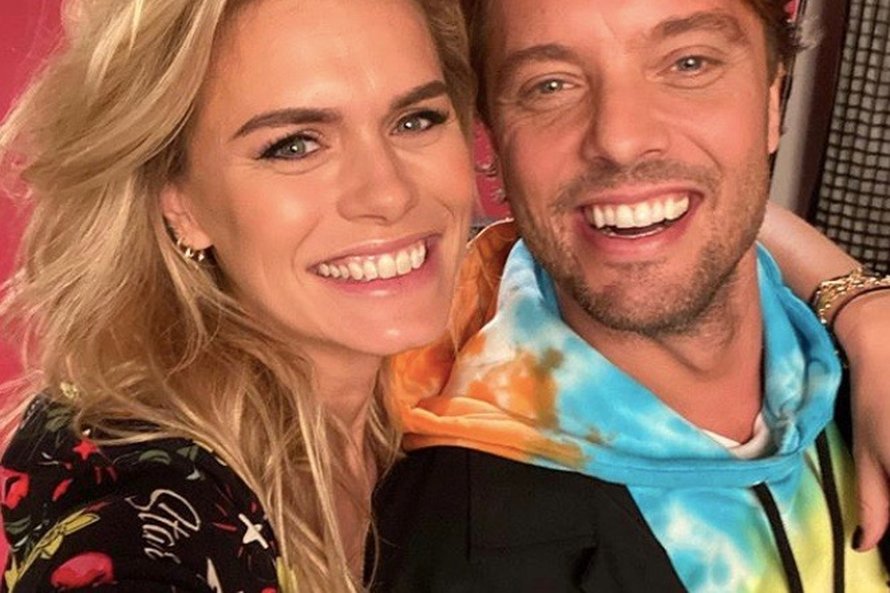 Bas Smit deelt emotionele post over vrouw en kinderen: 'Ik krijg tranen ...