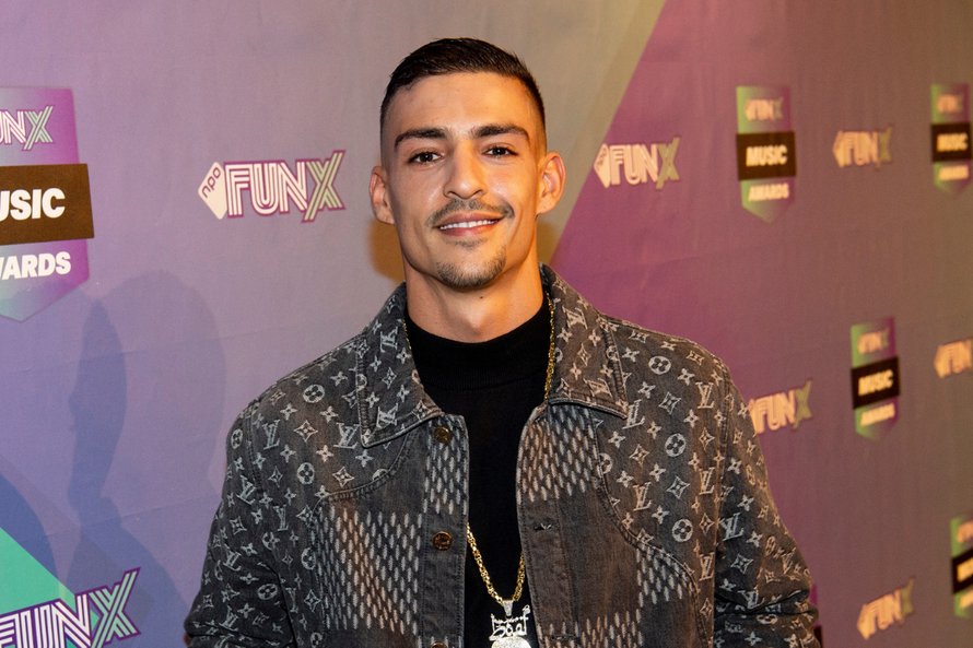 Rapper Boef vader geworden van dochter en deelt eerste (én meteen ...